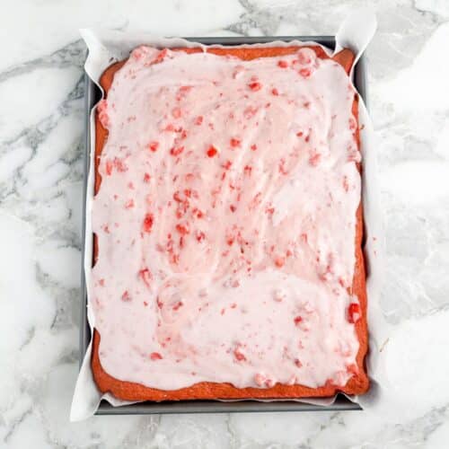 Pink Lady Cake (Strawberry Sheet Cake) - Food Lovin Family